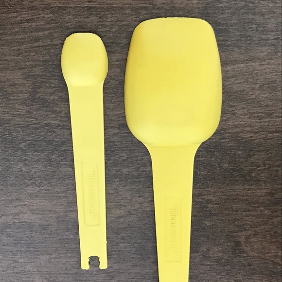 Tupperware | Kitchen | Vintage Tupperware 2 Piece Yellow Measuring ...